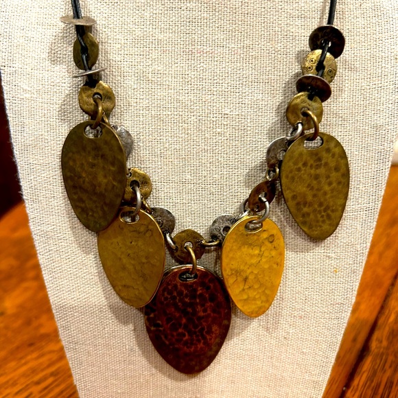 Chico's | Jewelry | Chicos 8 Inch Bid Necklace With Silver Brass And ...